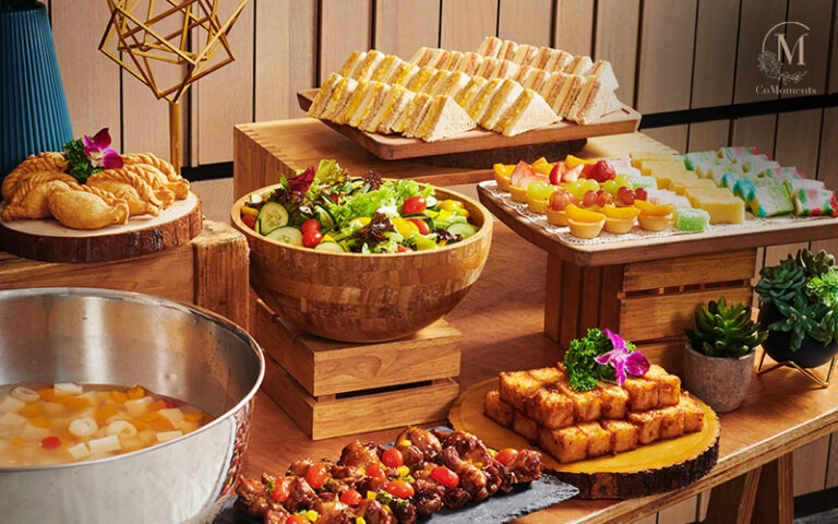 Top 5 Live Station Catering Ideas for Weddings | CoMoments